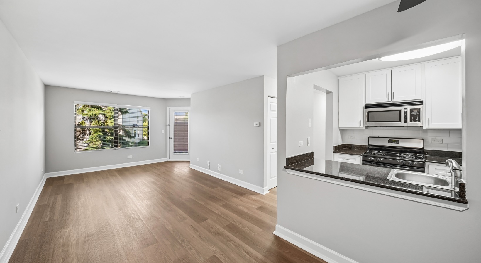 Gallery | Aurora apartments for rent | Fox Valley Villages